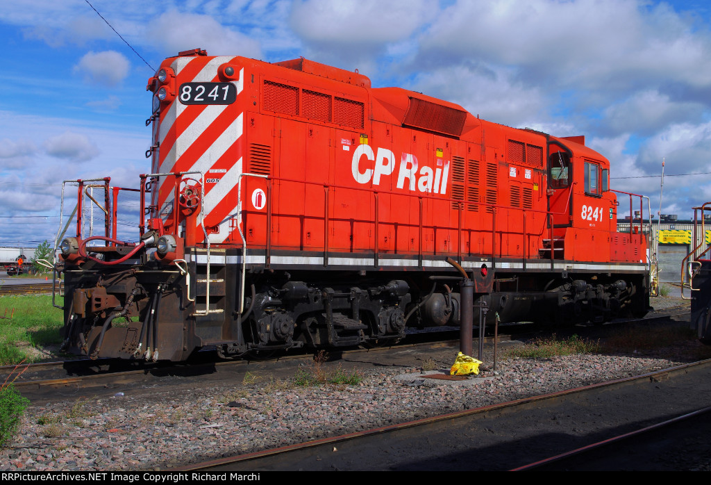 CP 8241
